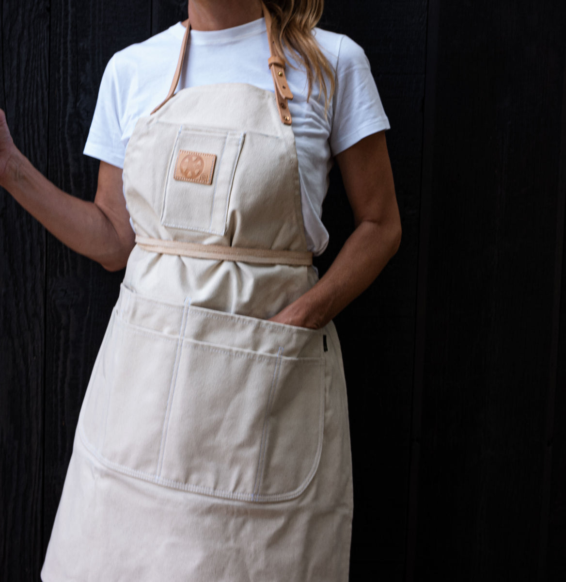 Natural Canvas & Leather Apron | Mi Cocina – MI COCINA / UBI-IND